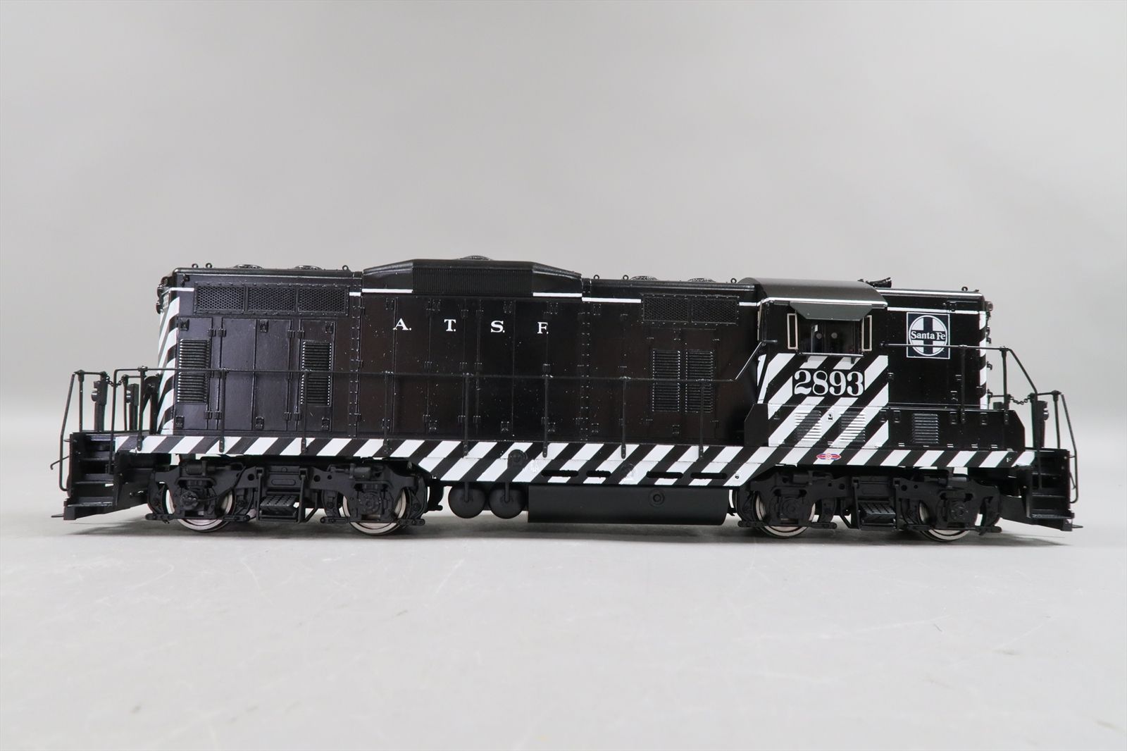 O Scale Hybrid Model - Sunset AT&SF Santa Fe GP7/GP9 #2893 - F/P + DCC + Sound - 2021 Run - Made ...