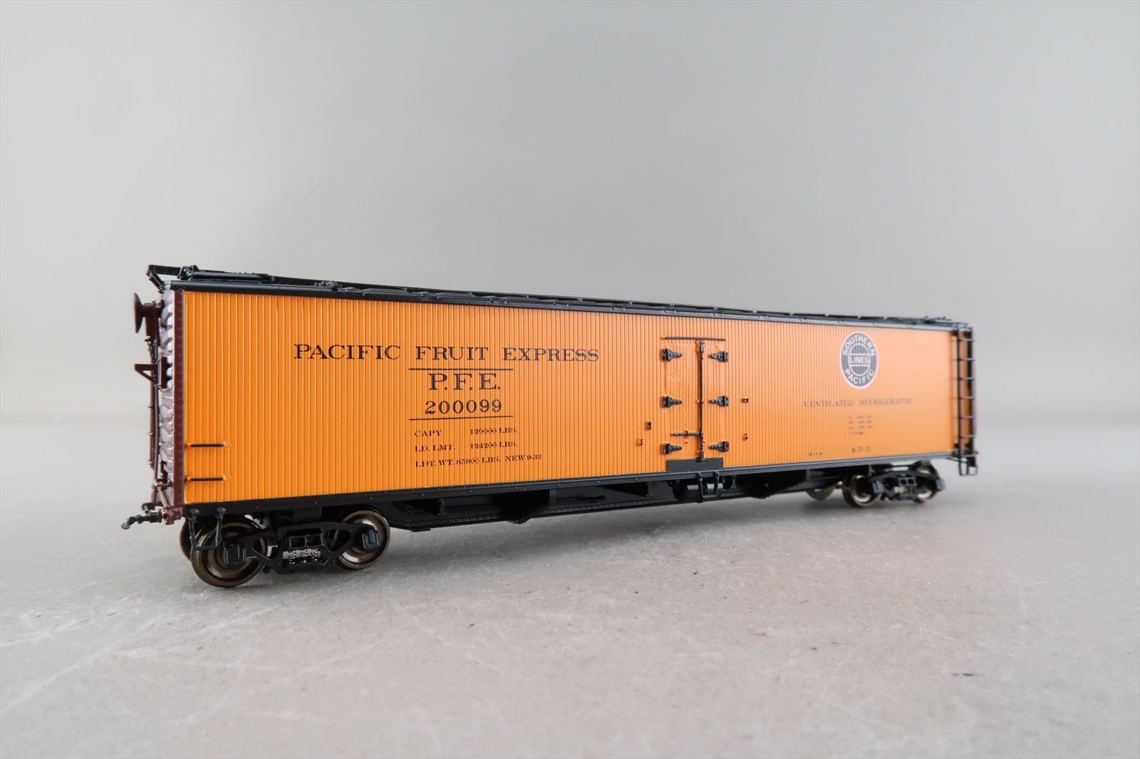 HO Brass Model - PSC 16686-2 UP PFE Pacific Fruit Express R-70-2 52 ...