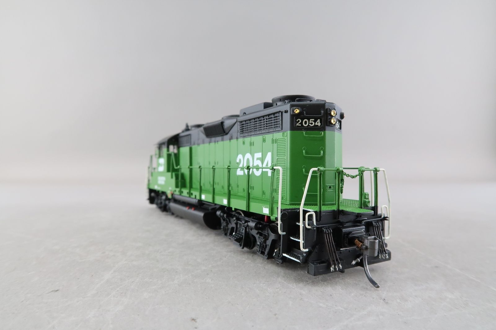 HO Brass Model - OMI 5959 BN Burlington Northern GP20 #2054 - Custom - 1993 Run - Ajin