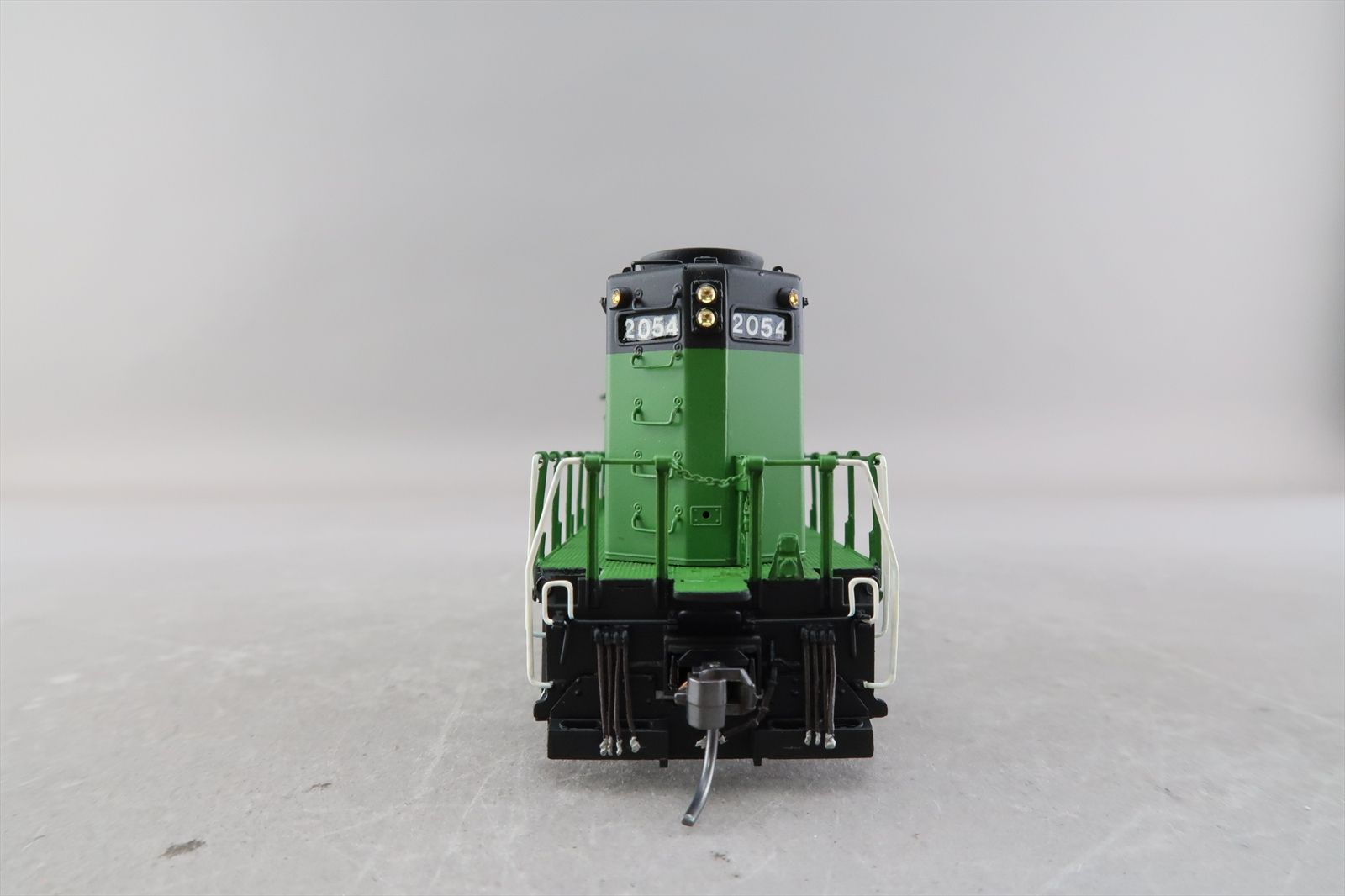 HO Brass Model - OMI 5959 BN Burlington Northern GP20 #2054 - Custom - 1993 Run - Ajin
