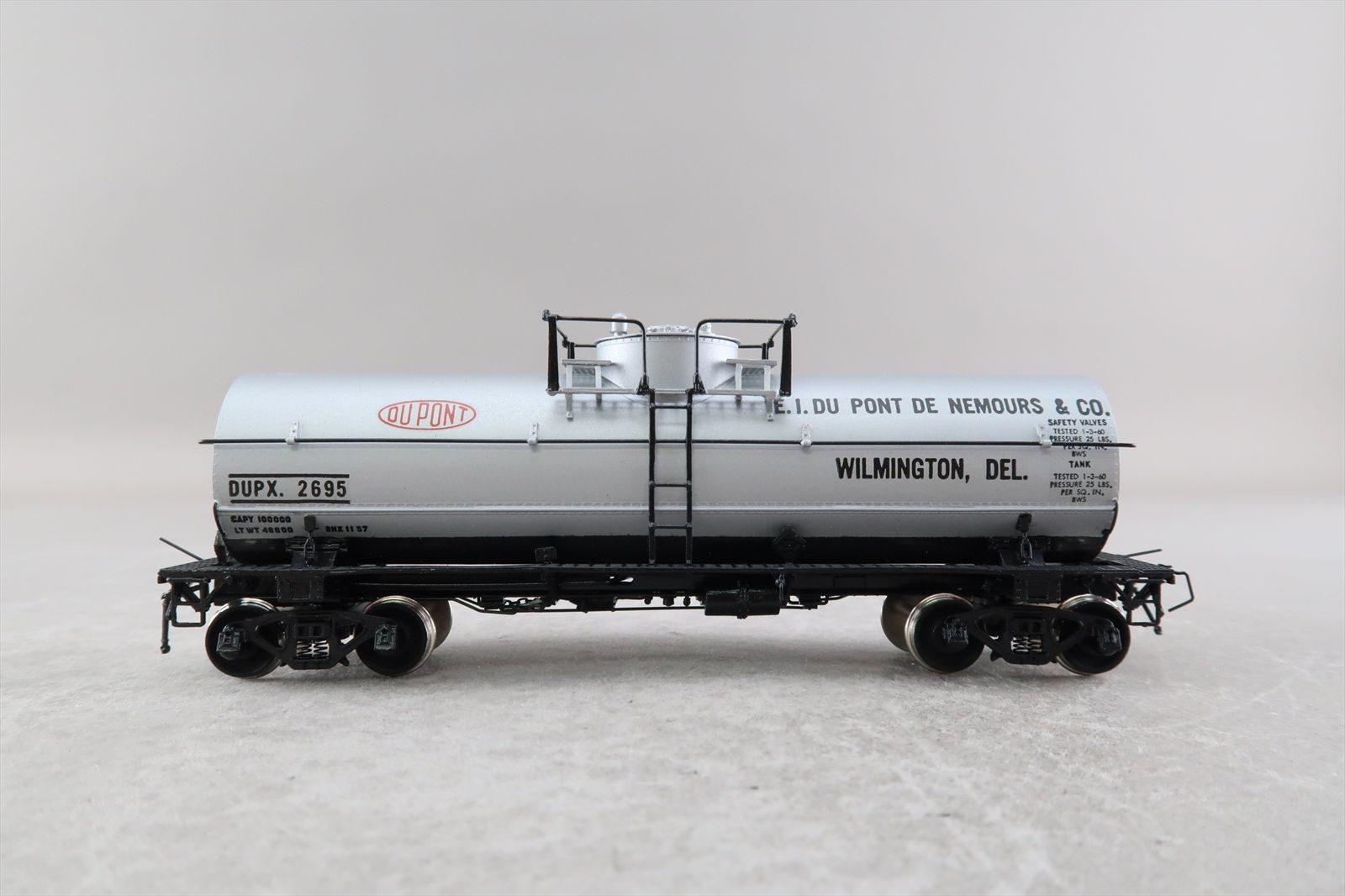 HO Brass Model - OMI 3270.5 GATX DuPont 8000 Gallon Single Dome Tank ...