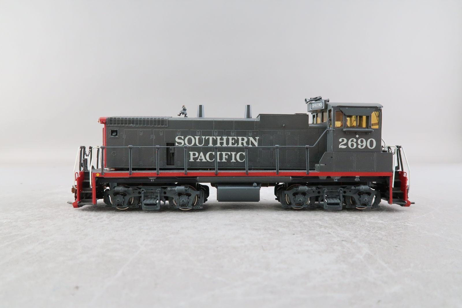 HO Brass Model - OMI 5079 MP as SP Southern Pacific MP15 D-C #2690 ...
