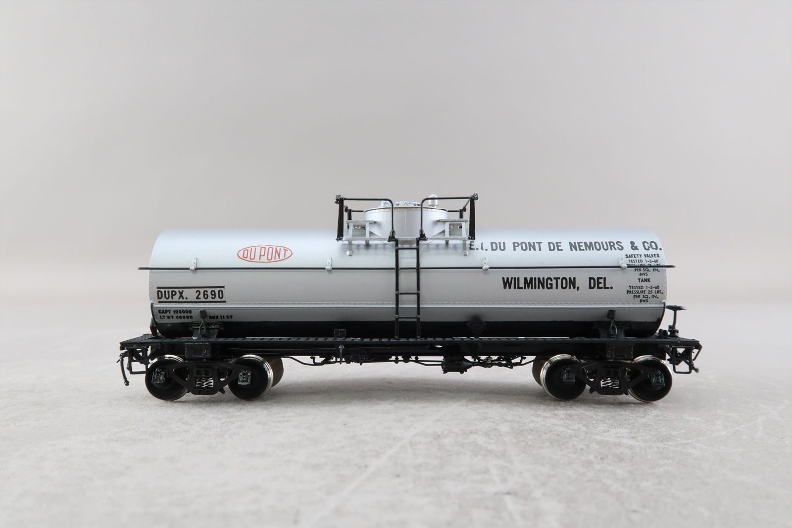 HO Brass Model - OMI 3270.5 GATX DuPont 8000 Gallon Single Dome Tank ...
