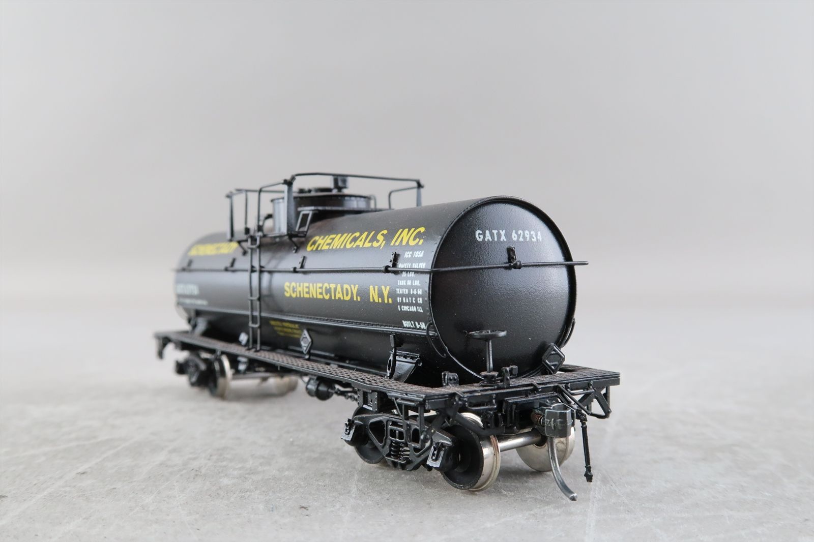 HO Brass Model - OMI 3270.4 GATX Schenectady Chemicals, Inc. 8000 ...