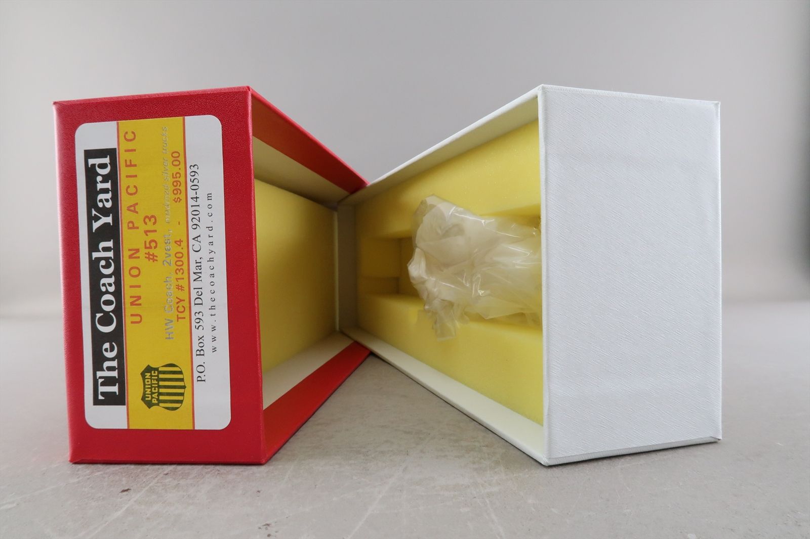 HO Brass Model - TCY 1300.4 UP Union Pacific HW Heavyweight 2 Vestibule ...