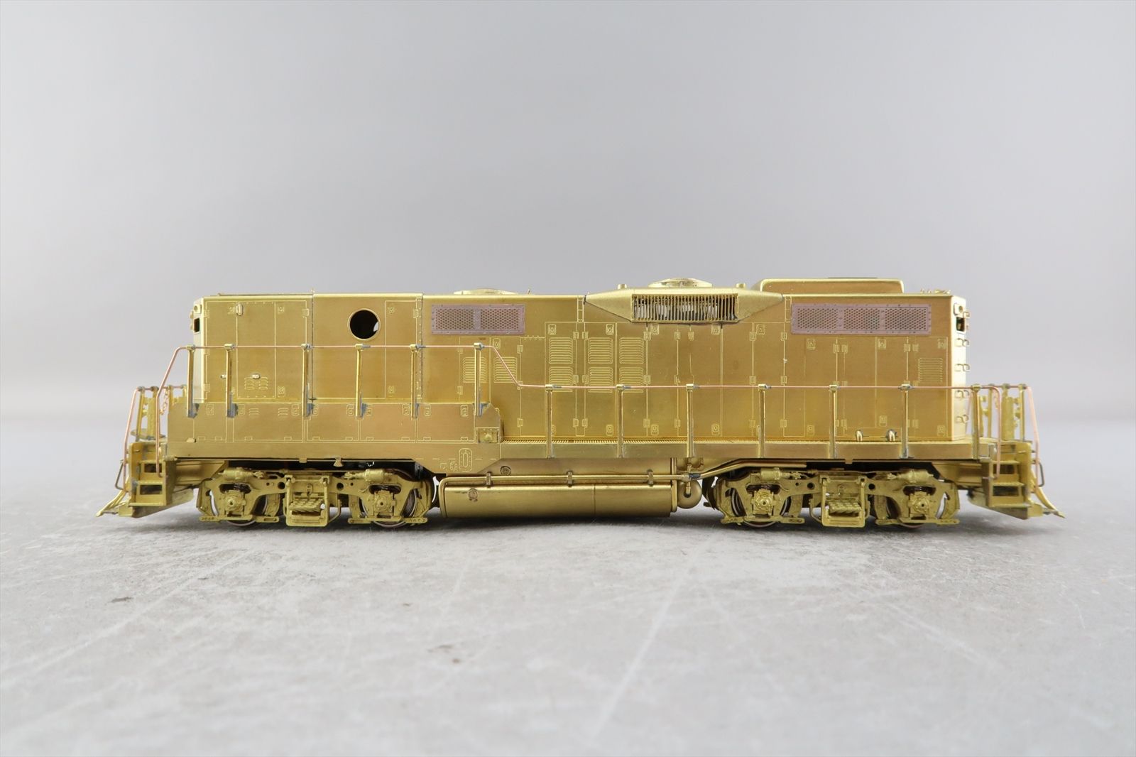 HO Brass Model - OMI 5477 UP Union Pacific GP9 GP9B B Unit #300B - #349B - Unpainted - 1991 Run ...