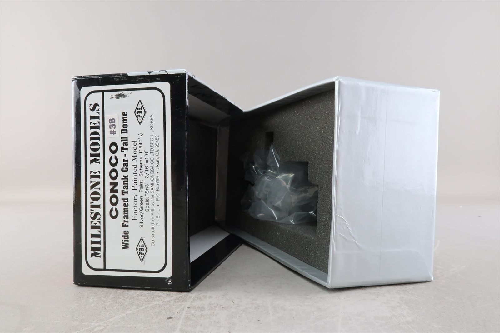 Sn3 Brass Model - P-B-L CONX CONOCO Wide Frame Tank Car Single Dome Silver / Green #38 - F/P ...