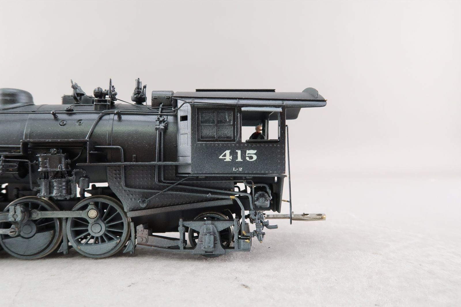 HO Brass Model - NPP Milwaukee Road L-2 2-8-2 Footboard Pilot #415 ...