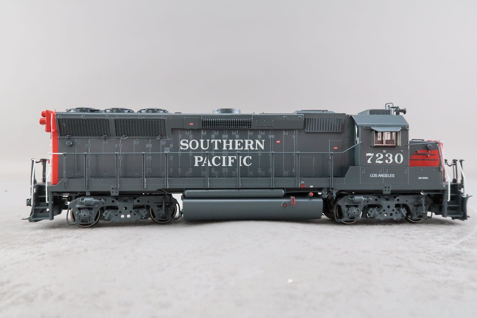 HO Brass Model - OMI 5123.2 SP Southern Pacific GP40X Locotrol Slave ...