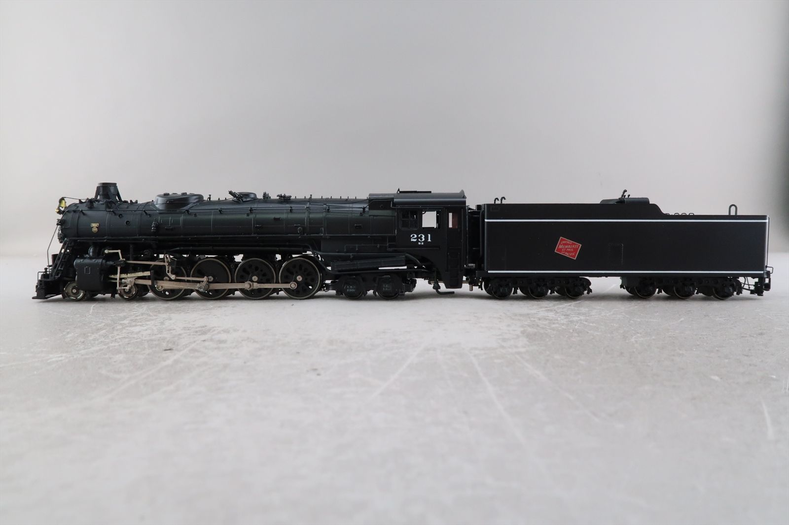 HO Brass Model - OMI 1587.1 Milwaukee S2 4-8-4 Round Boiler Front #231 ...