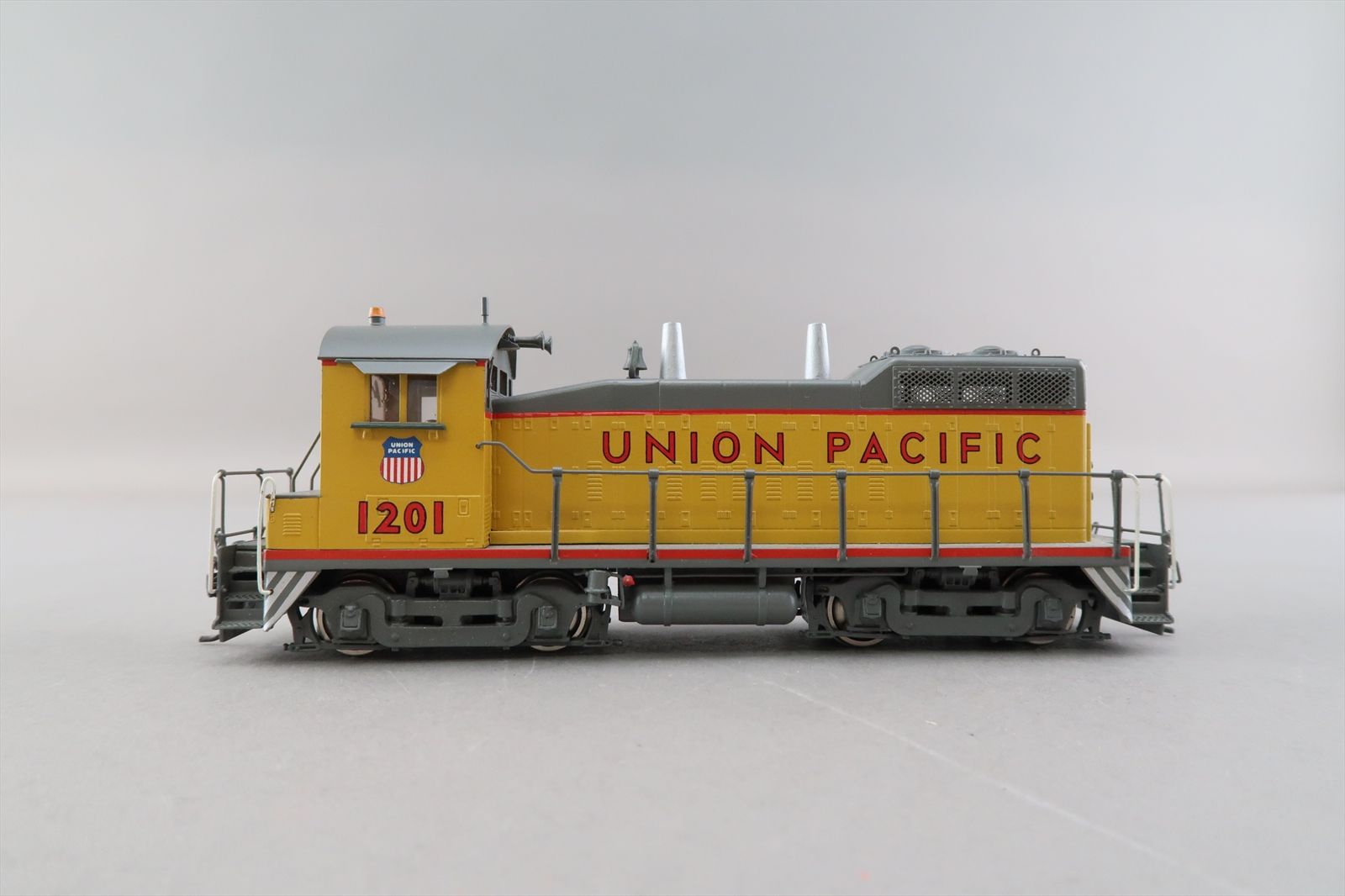 HO Brass Model - ALCO D-159 UP Union Pacific SW-10 #1201 - Custom ...