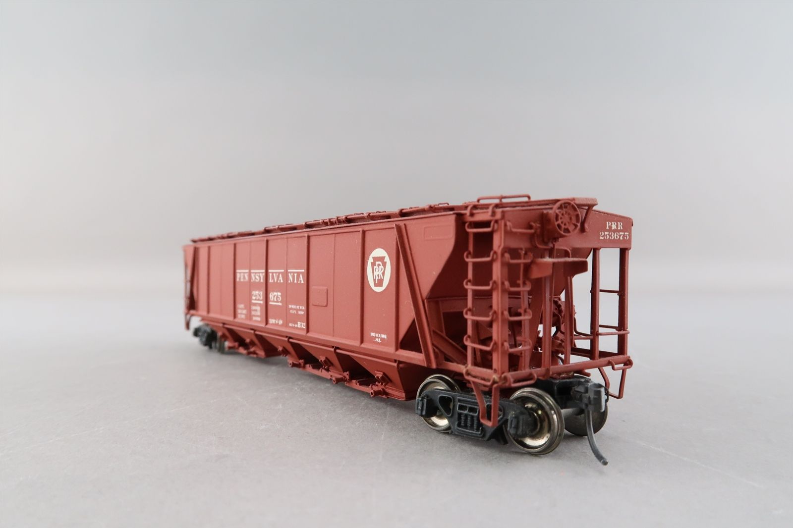 HO Brass Model - OMI 1313 PRR Pennsylvania H32 5 Bay Covered Hopper ...