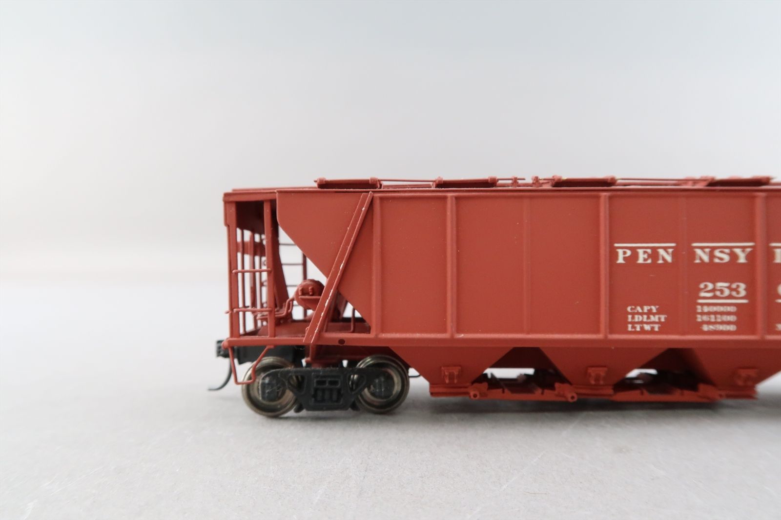 HO Brass Model - OMI 1313 PRR Pennsylvania H32 5 Bay Covered Hopper ...