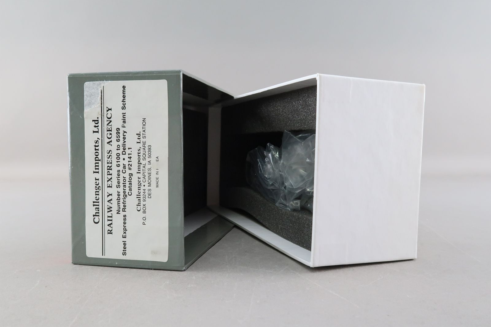 HO Brass Model - CIL 2141.1 REA Railway Express Agency Reefer Steel ...