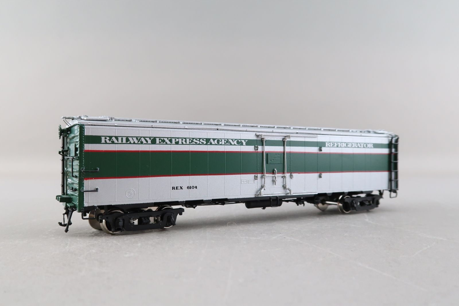 HO Brass Model - CIL 2141.1 REA Railway Express Agency Reefer Steel ...