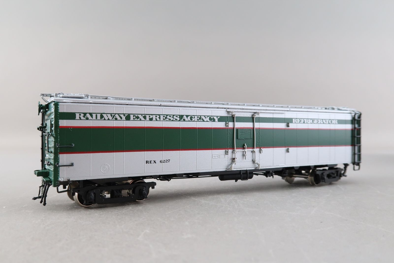 HO Brass Model - CIL 2141.1 REA Railway Express Agency Reefer Steel ...