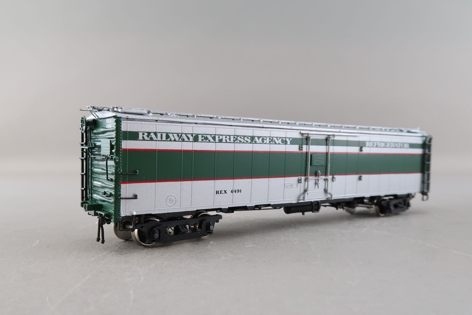 HO Brass Model - CIL 2141.1 REA Railway Express Agency Reefer Steel ...