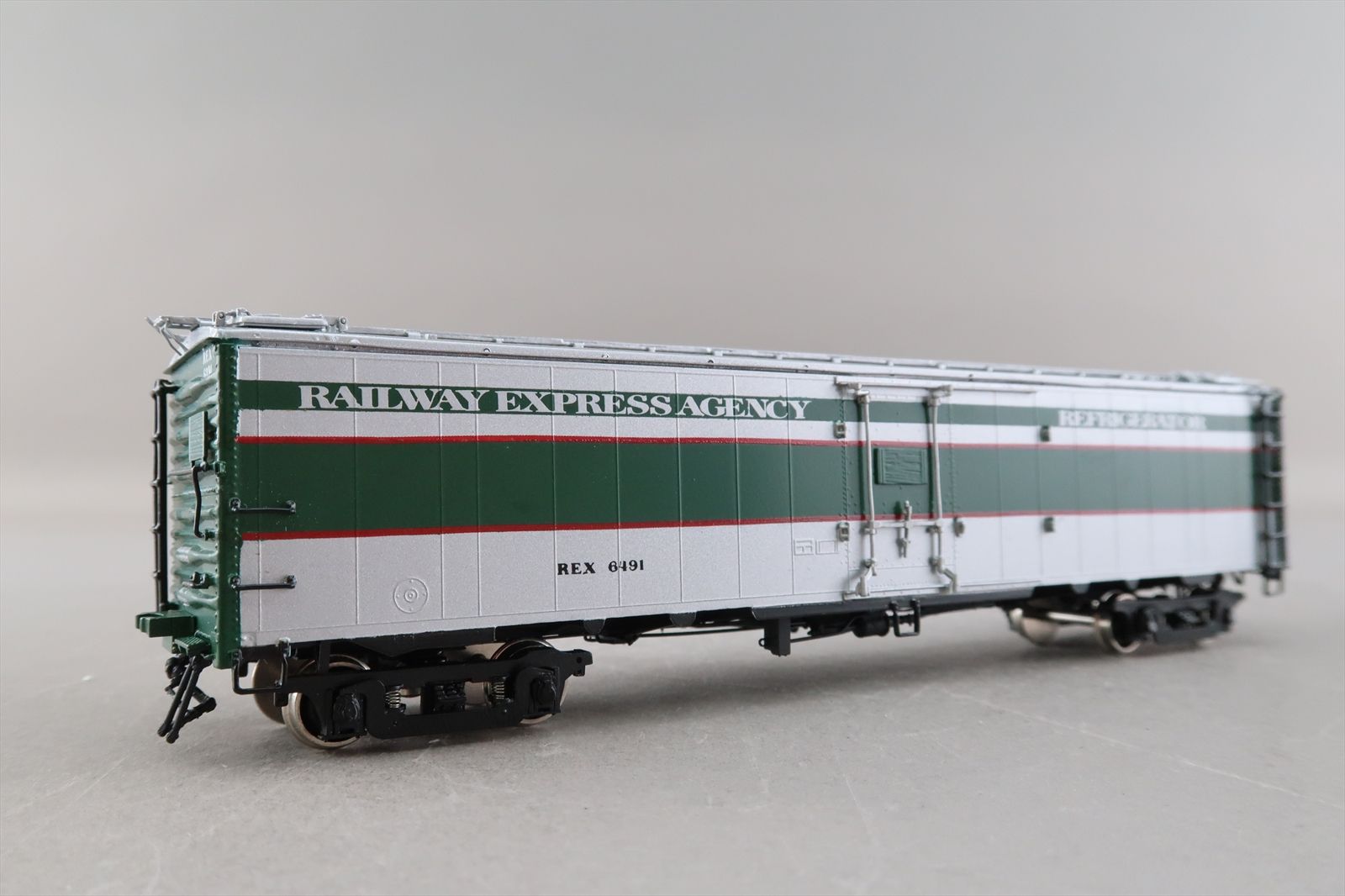 HO Brass Model - CIL 2141.1 REA Railway Express Agency Reefer Steel ...