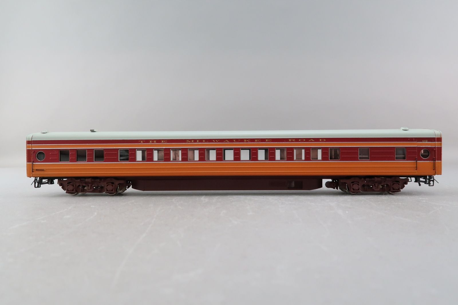 HO Brass Model - PSC 17196-2 Milwaukee 1939 Hiawatha 79'6" Coach #449 ...