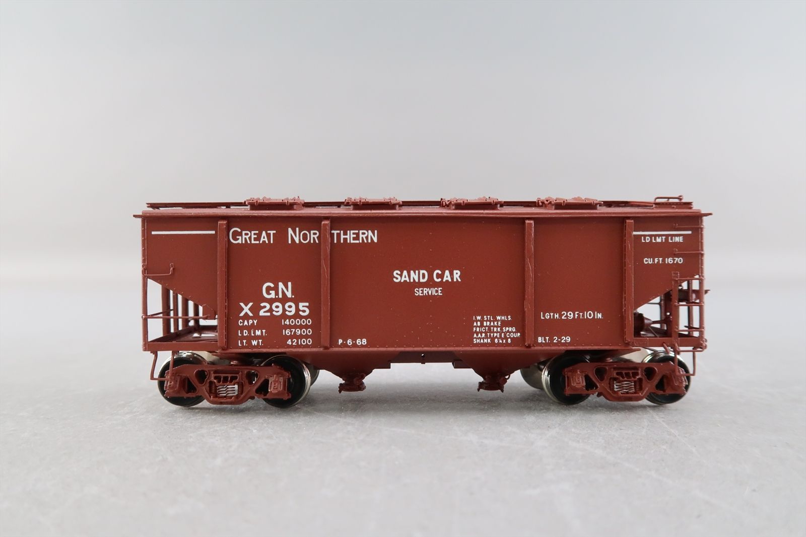 HO Brass Model - OMI 3077 GN Great Northern Sand Car 8 Square Roof ...