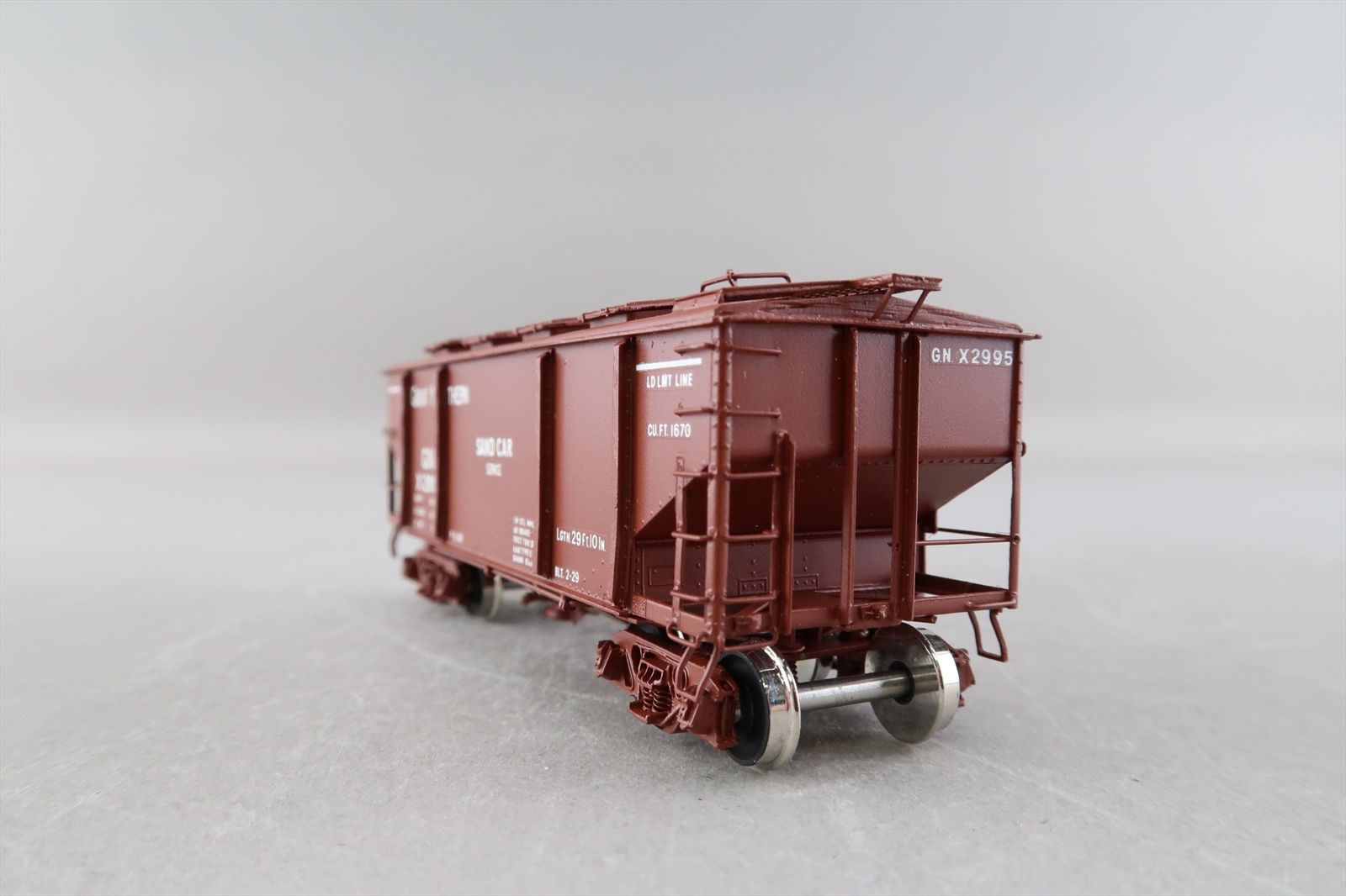 HO Brass Model - OMI 3077 GN Great Northern Sand Car 8 Square Roof ...