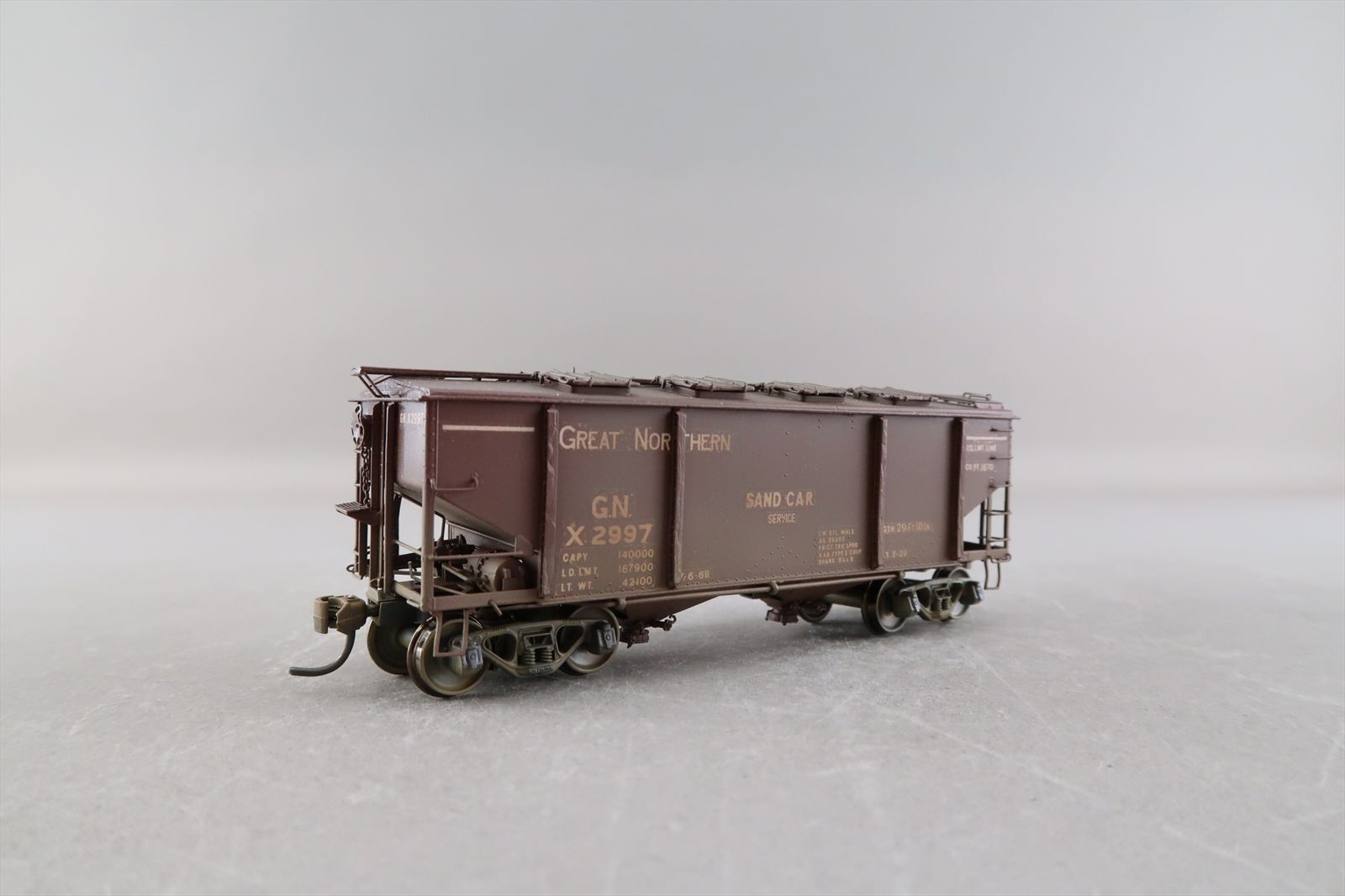HO Brass Model - OMI 3077 GN Great Northern Sand Car 8 Square Roof ...