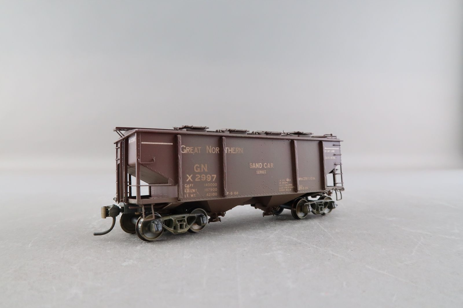 HO Brass Model - OMI 3077 GN Great Northern Sand Car 8 Square Roof ...