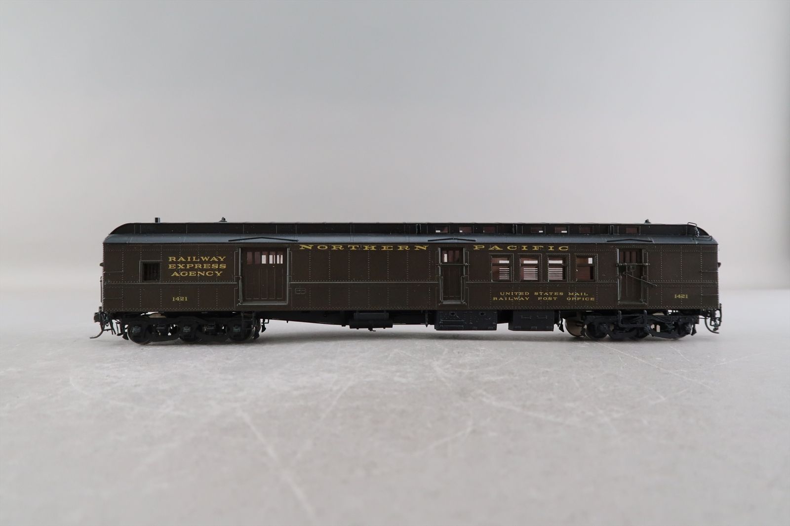 HO Brass Model - W&R NP Northern Pacific Mail & Express Car w/ Center ...