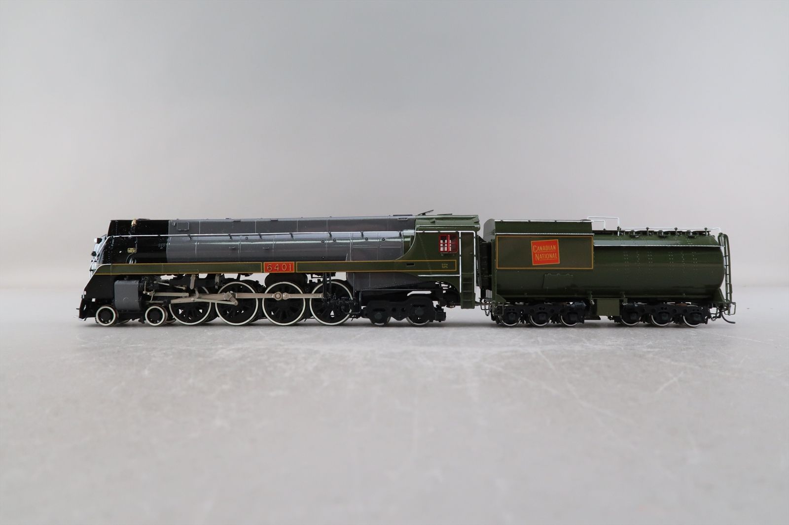HO Brass Model - Fomras CN CNR Candian National U4a 4-8-4 Green #6401 ...