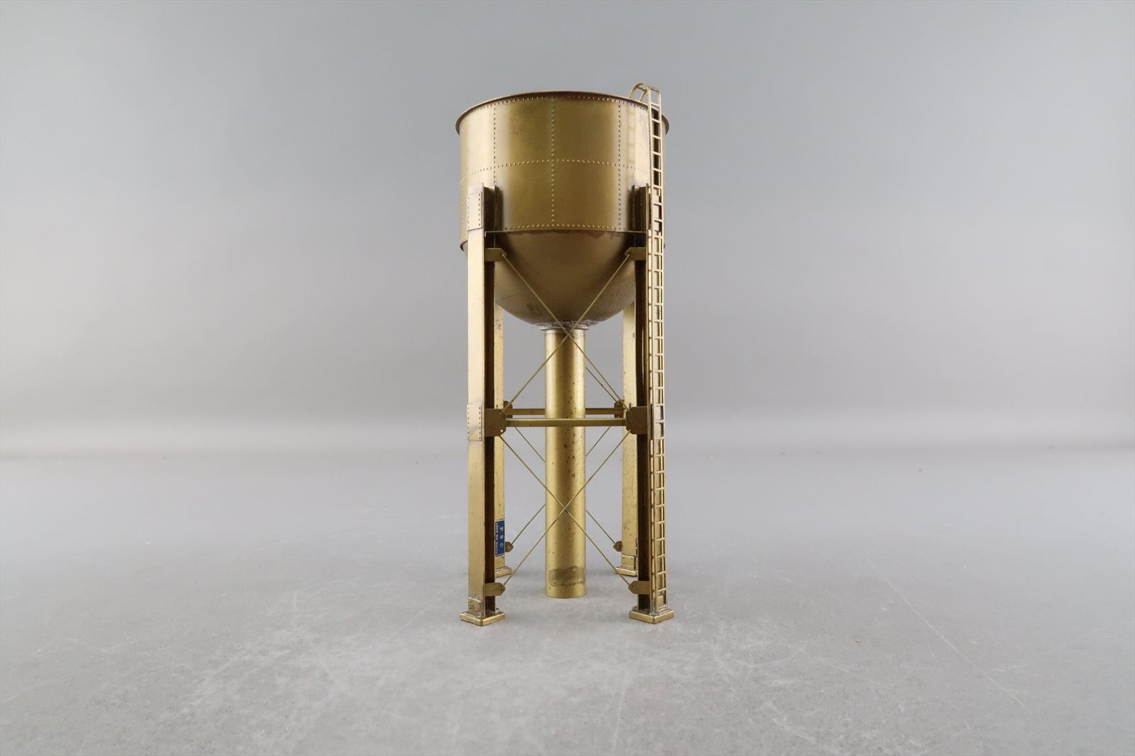 HO Brass Model - PSC 15268 30,000 Gallon Free Standing Water Tank ...