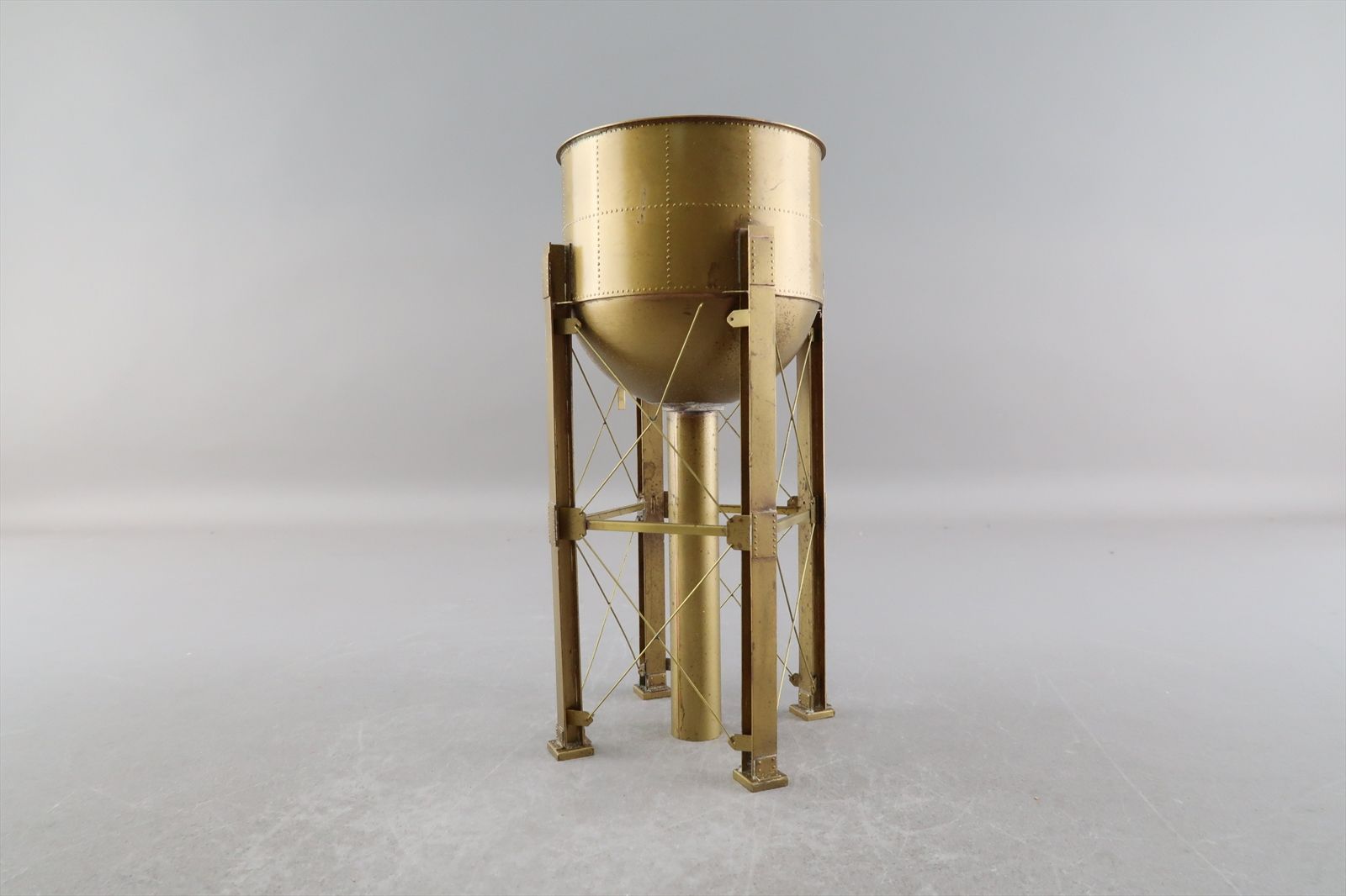 HO Brass Model - PSC 15268 30,000 Gallon Free Standing Water Tank ...