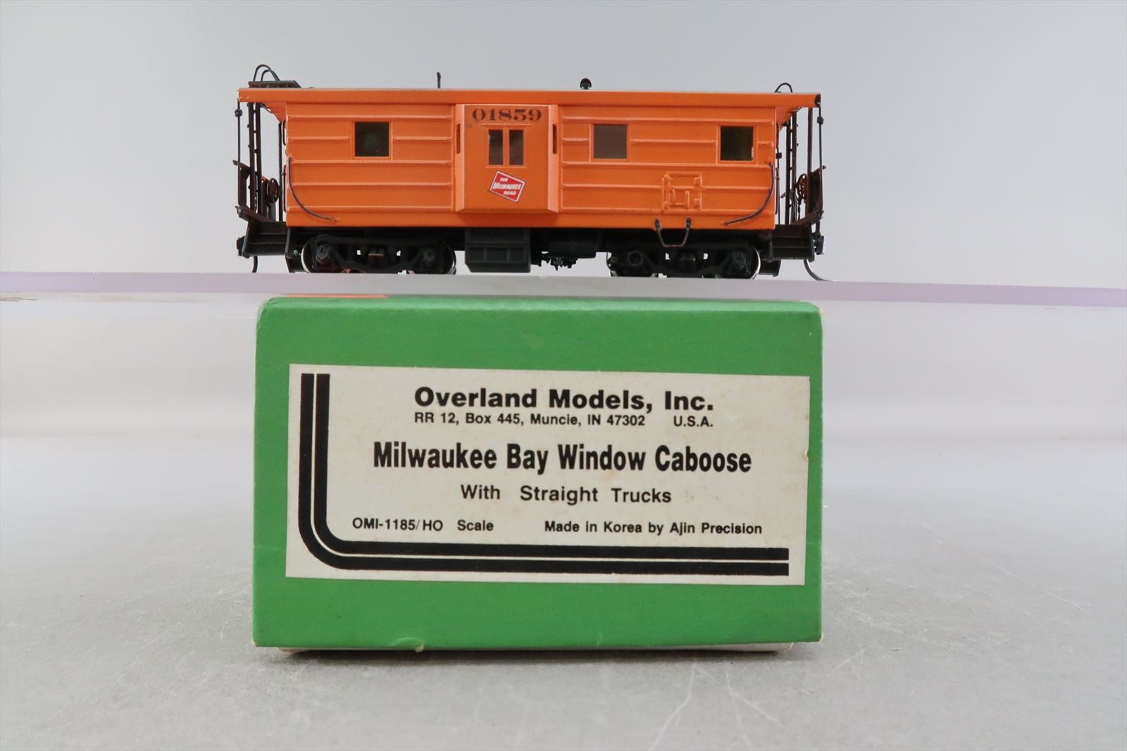 HO Brass Model - OMI 1185 Milwaukee Bay Window Caboose Early #01859 ...