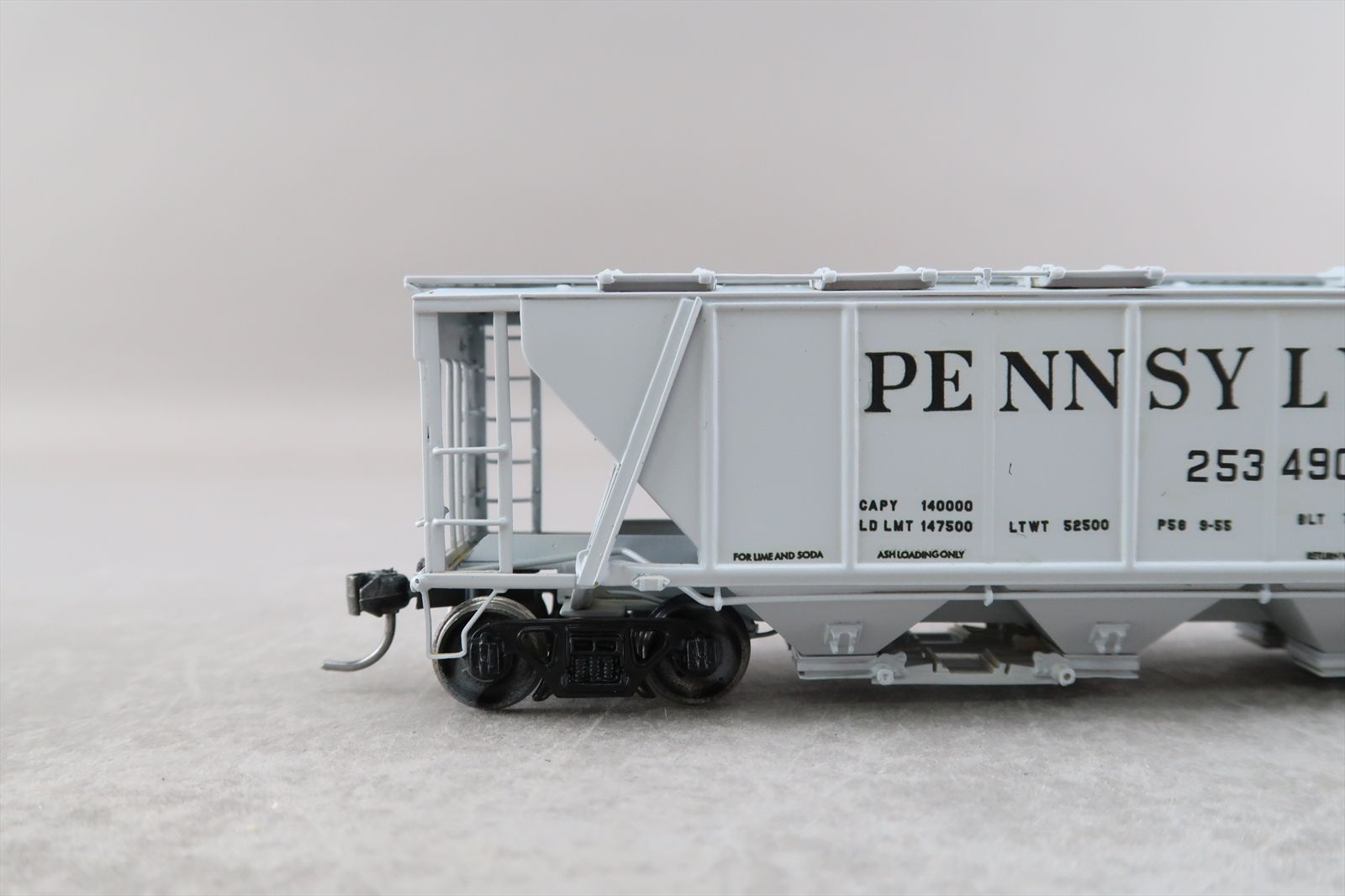 HO Brass Model - OMI 1313 PRR Pennsylvania H32 5 Bay Covered Hopper ...