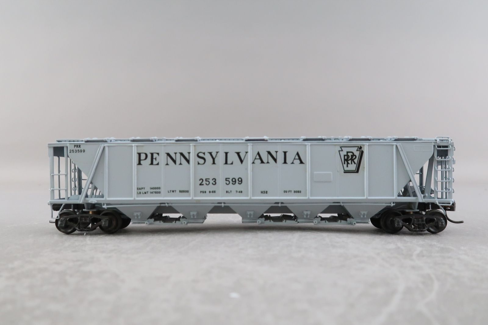 HO Brass Model - OMI 1313 PRR Pennsylvania H32 5 Bay Covered Hopper ...