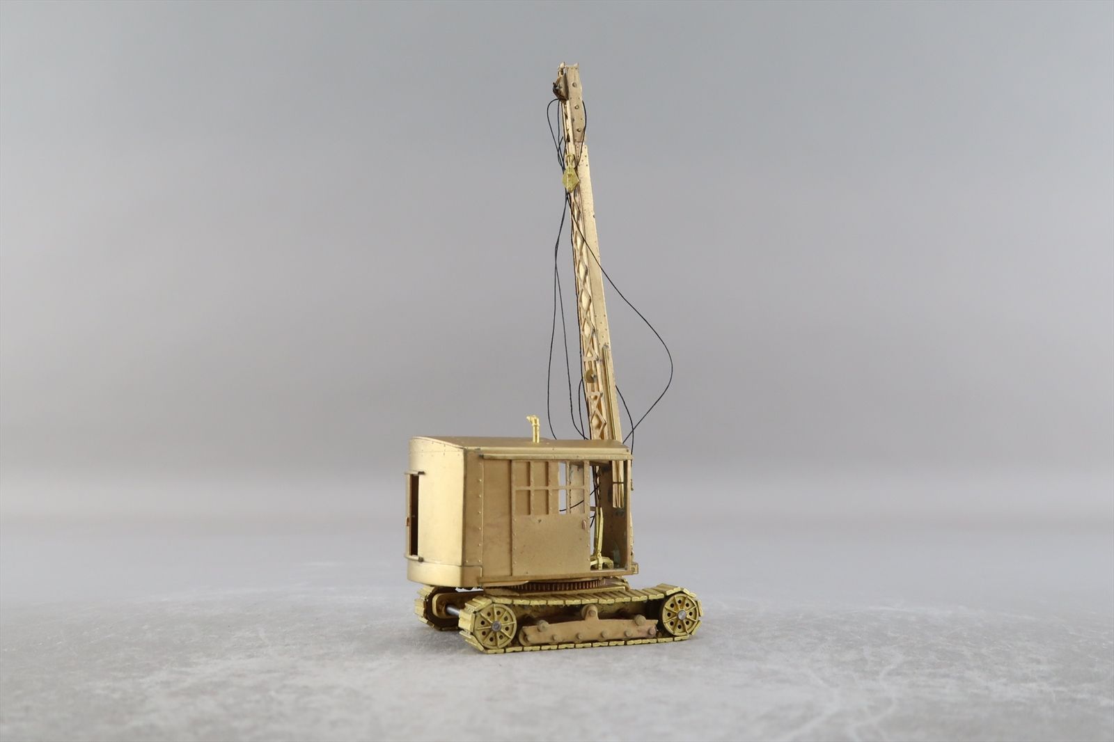 HO Brass Model - OMI 1350 AH Gopher Crane Mounted On Treads - Unpainted ...
