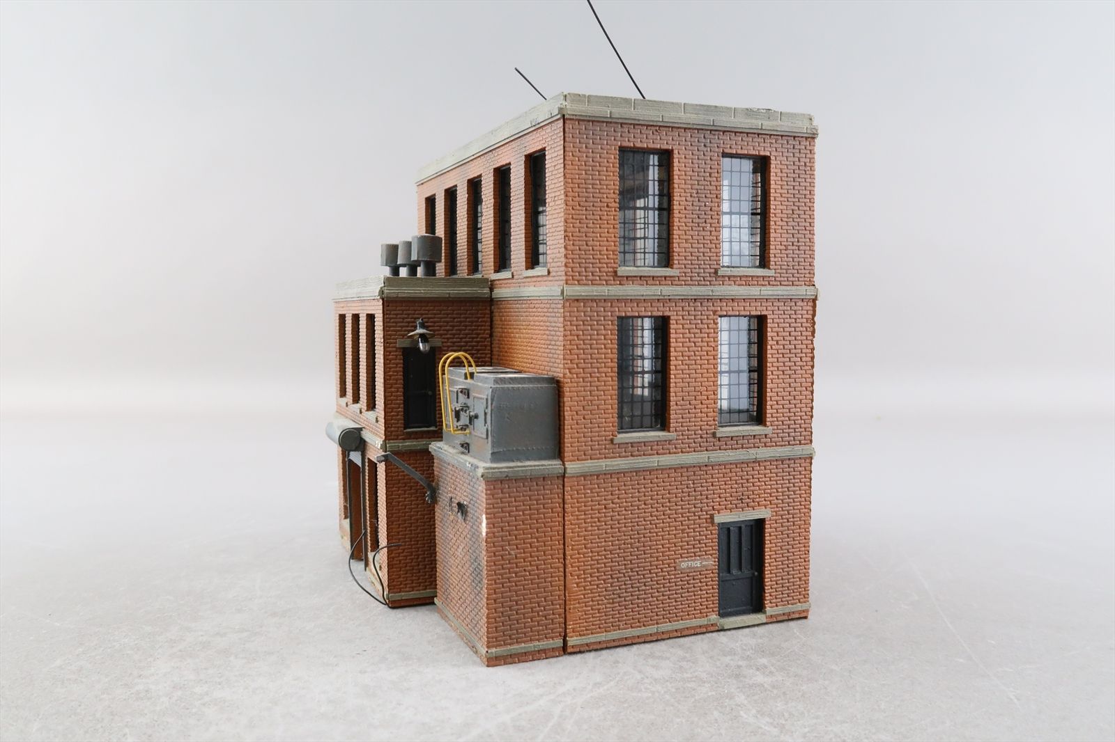 HO 1:87 Craftsman - CITY - Magnuson Factory - 4" x 6" x 7.5 ...