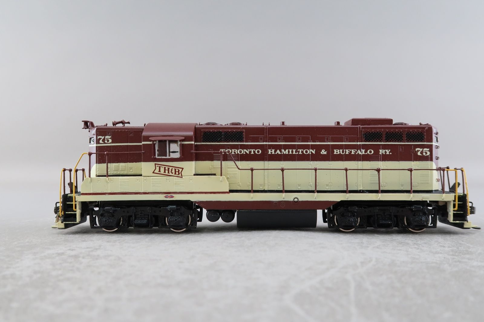 HO Brass Model - VH Van TH&B Toronto Hamilton & Buffalo GP7 1500HP #75 ...