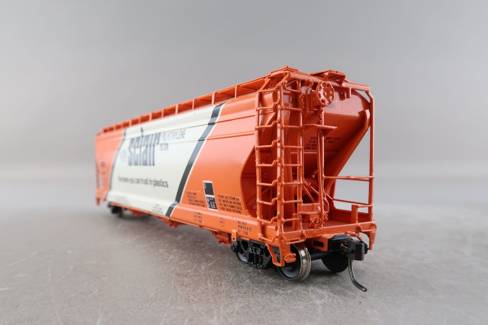 HO Brass Model - OMI 3091 DOCX Sclair Dupont ACF 3 Bay Centerflow 4650 ...