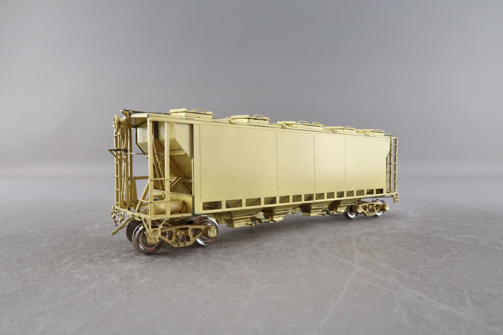 HO Brass Model - OMI 3180 CP CPR Canadian Pacific Slab Side Covered Hopper - Unpainted - 1989 ...