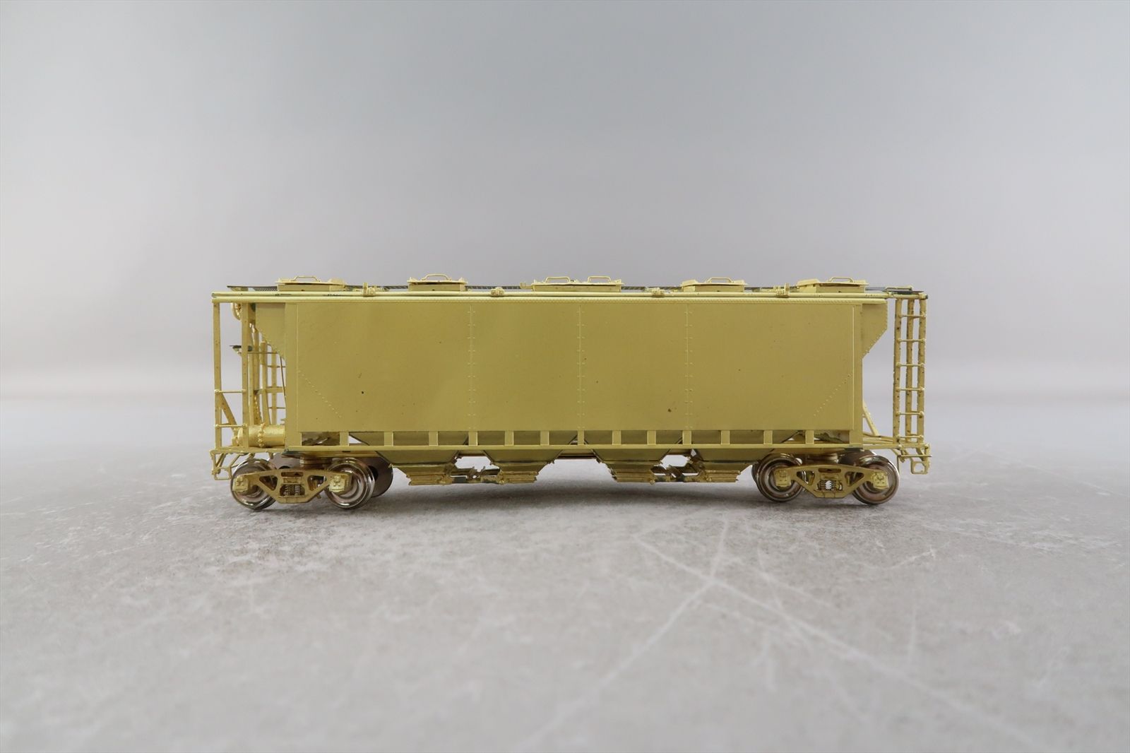 HO Brass Model - OMI 3180 CP CPR Canadian Pacific Slab Side Covered Hopper - Unpainted - 1989 ...