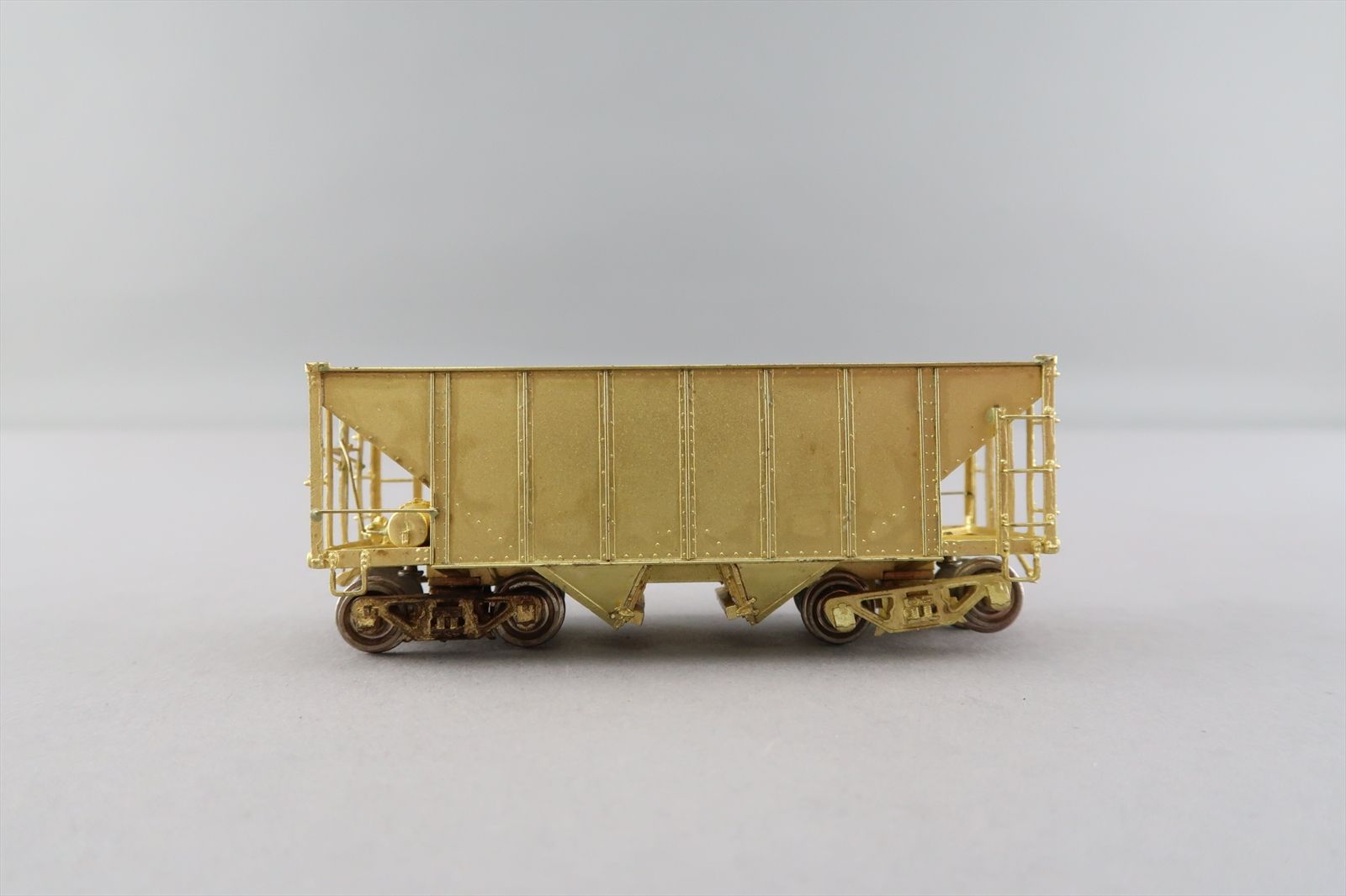 HOn3 Brass Model - Hallmark EBT East Broad Top 2-Bay Steel Hopper Car - Unpainted - Samhongsa