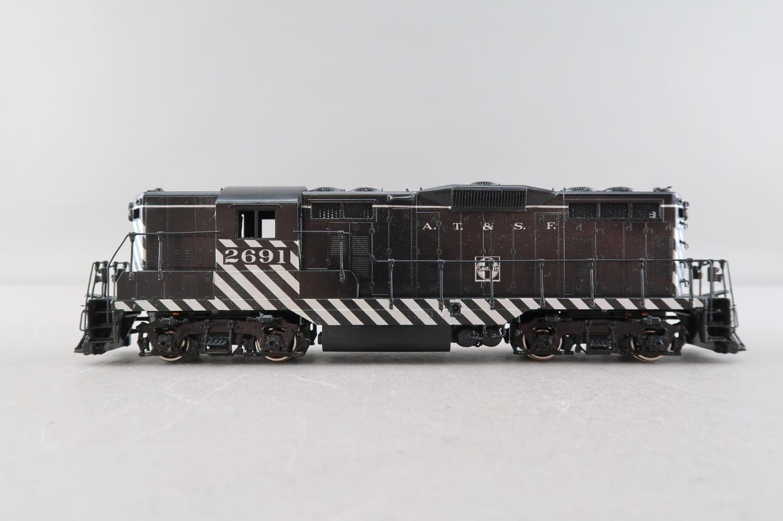 HO Brass Model - Key AT&SF Santa Fe GP7 Phase I Zebra Stripe #2691 - F/P - 1995 Run - F.M. Models