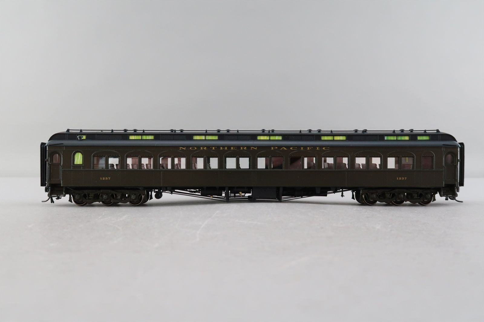 HO Brass Model - W&R NP Northern Pacific Coach Pullman Green #1237 - F ...