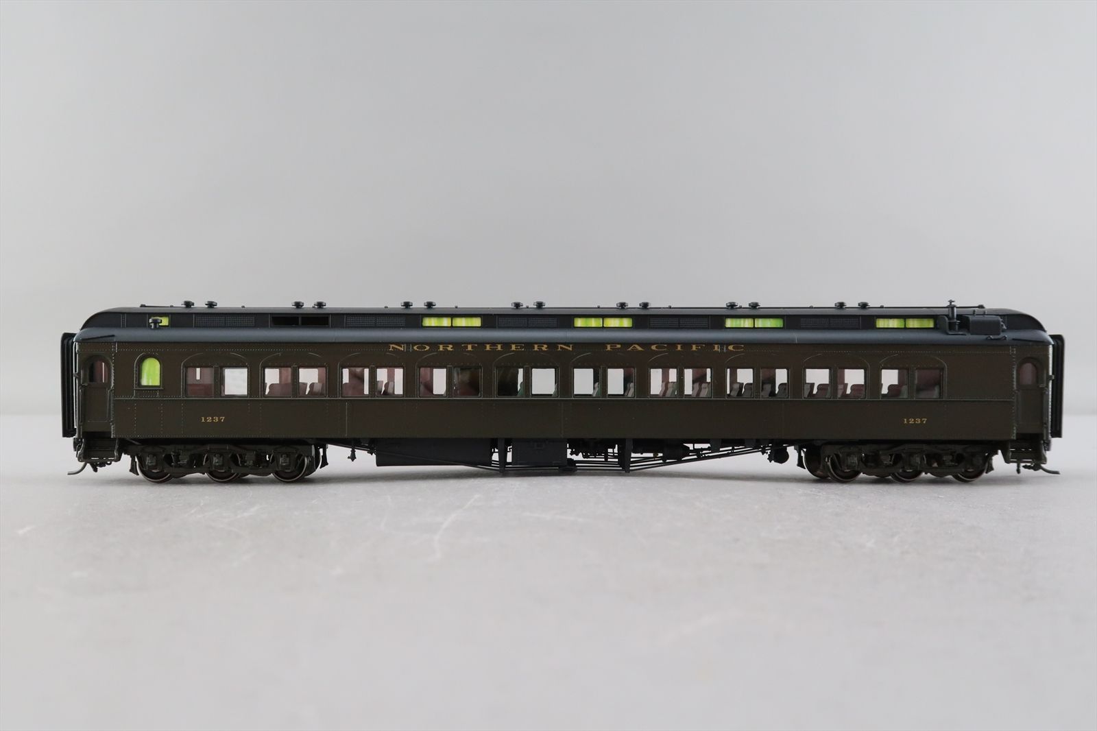 HO Brass Model - W&R NP Northern Pacific Coach Pullman Green #1237 - F ...