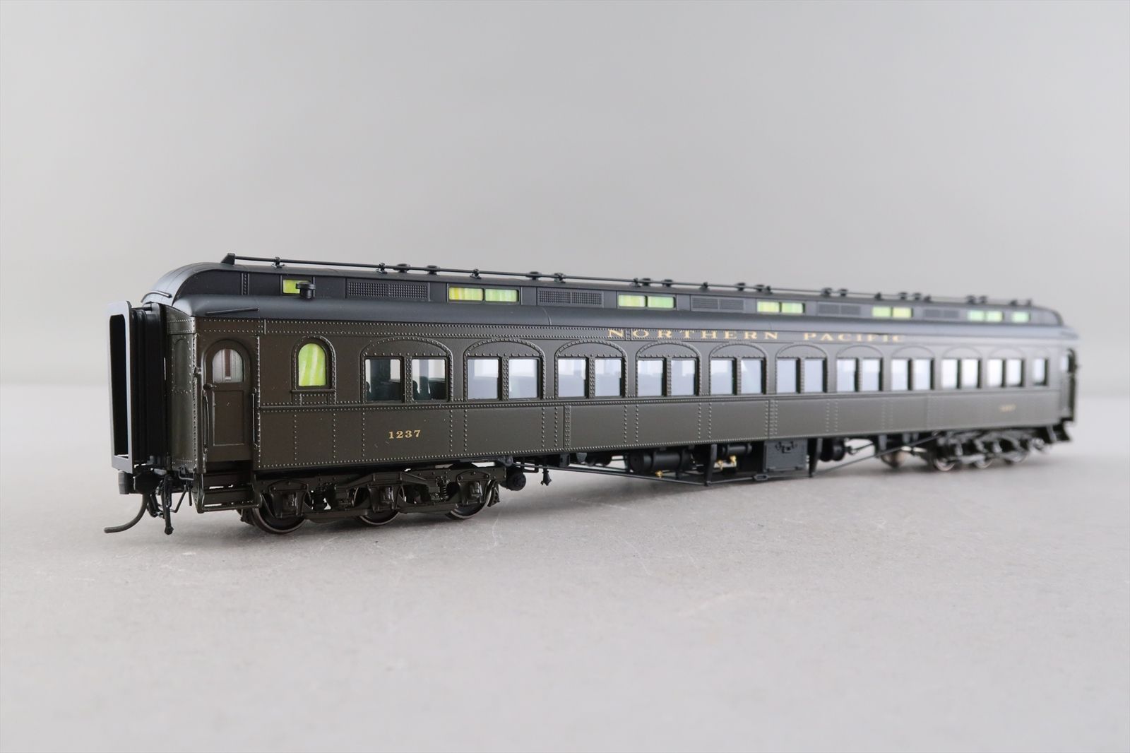 HO Brass Model - W&R NP Northern Pacific Coach Pullman Green #1237 - F ...