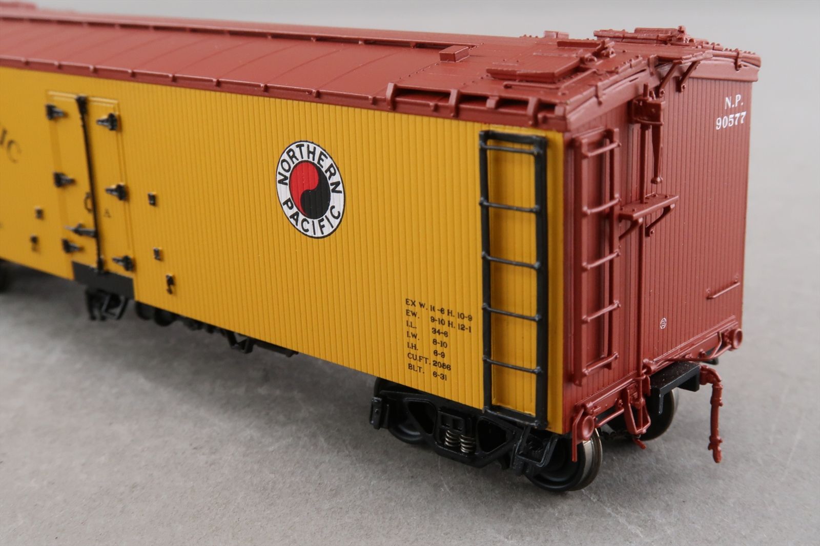 HO Brass Model - W&R Version 3 NP Northern Pacific Wood Reefer Yellow ...