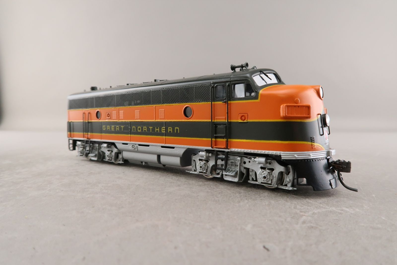 HO Brass Model - Oriental GN Great Northern EMD F3 F3A Phase III EB Empire Builder - F/P - Samhongsa