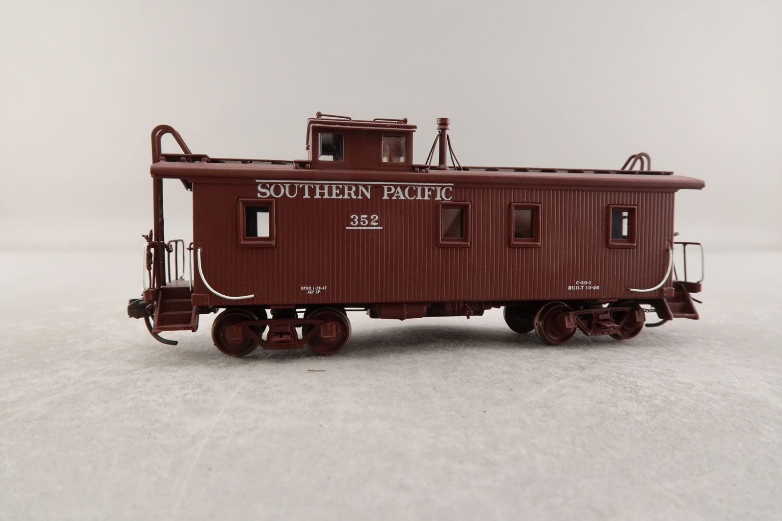 HO Brass Model - PSC 15252 SP Southern Pacific C-30-1 Caboose #352 ...