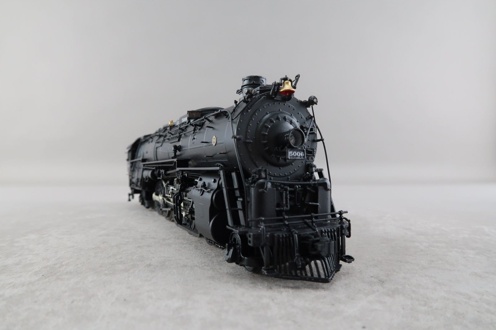 HO Brass Model - HM Hallmark Super Crown 069D AT&SF Santa Fe 2-10-4 ...
