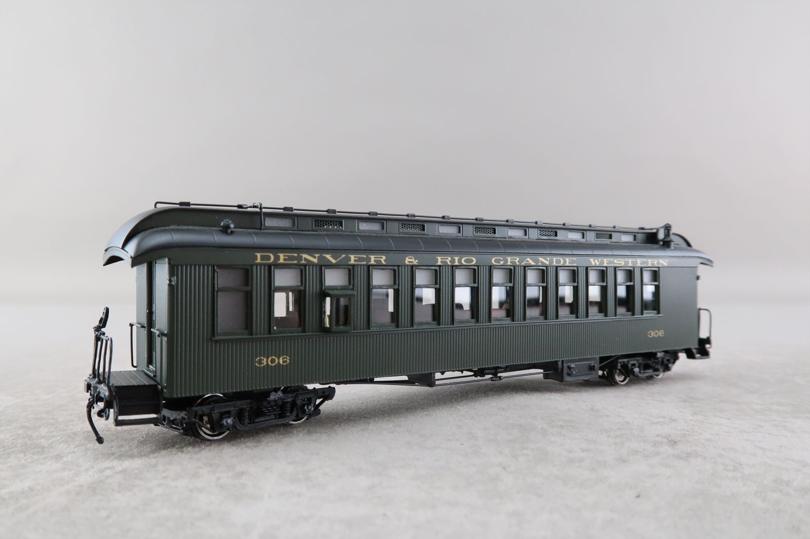 HOn3 Brass Model - PSC 17800-1 D&RGW Rio Grande Coach Green #306 - F/P - 2004 Run - Made in Korea